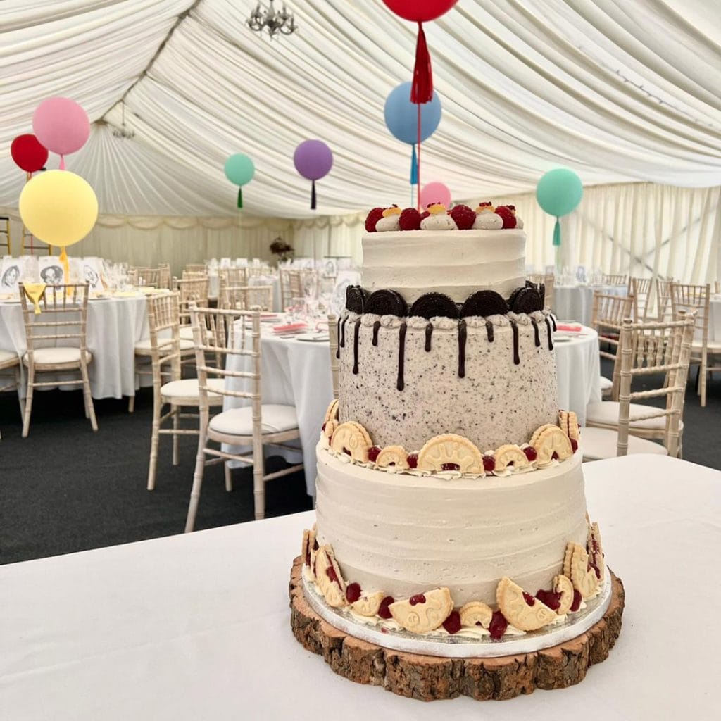 Custom Cakes – Mimi's Bakehouse